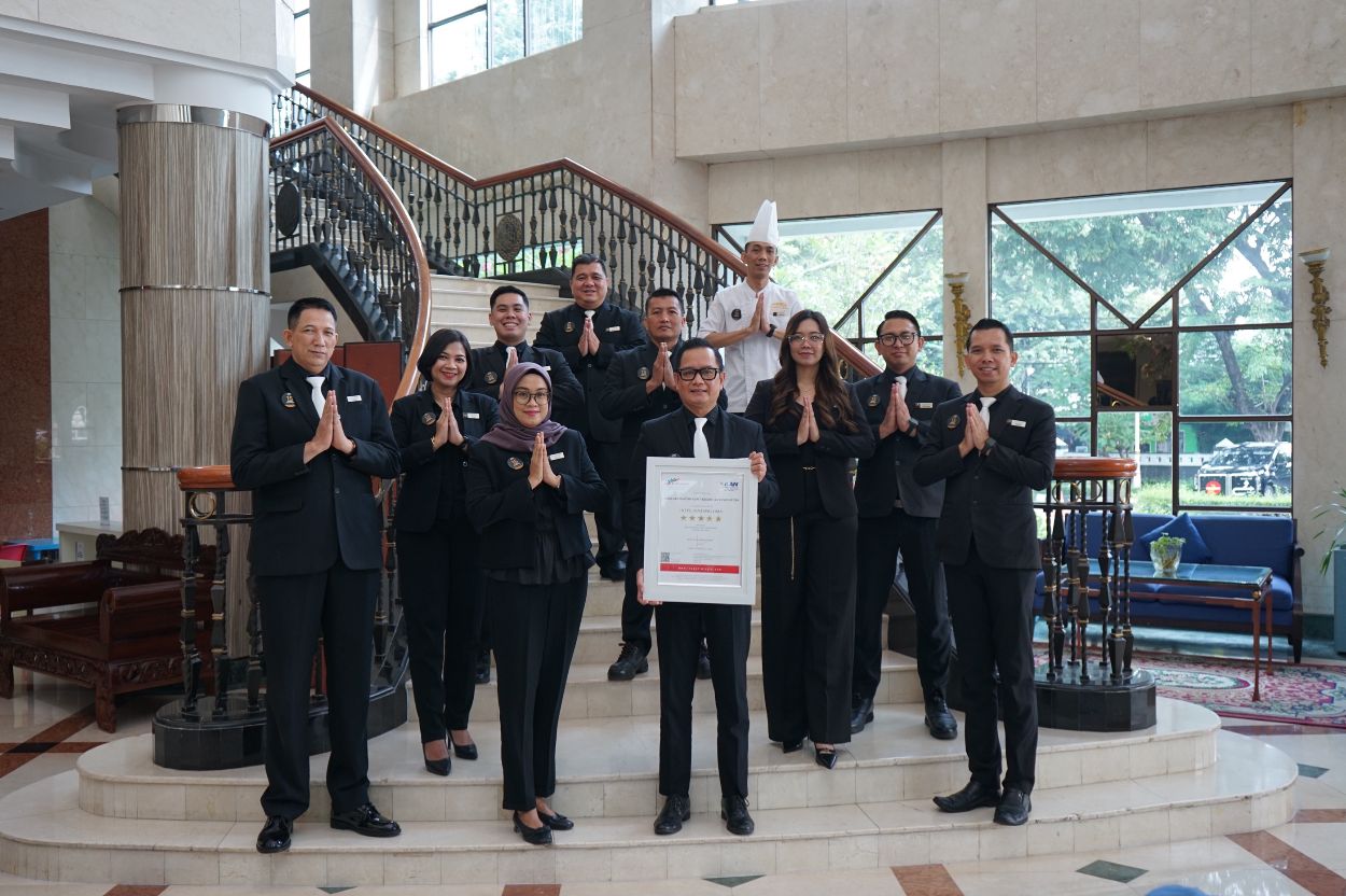 Sunlake Waterfront Resort & Convention Resmi Jadi Hotel Bintang 5 ...