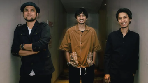 Lirik Lagu Viral TikTok "Keliling" Farrel Hilal, Soundtrack Flexing ...